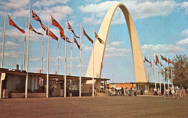 Bloaag Detail - Dufferin Gate
